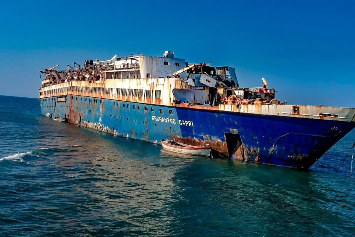 Enchanted Capri el barco fantasma.